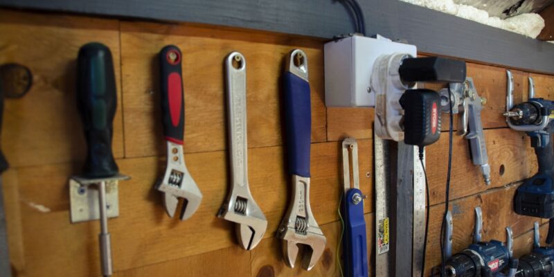 French Cleat Systems: How to Build and Use Them - Wood Working Workshop